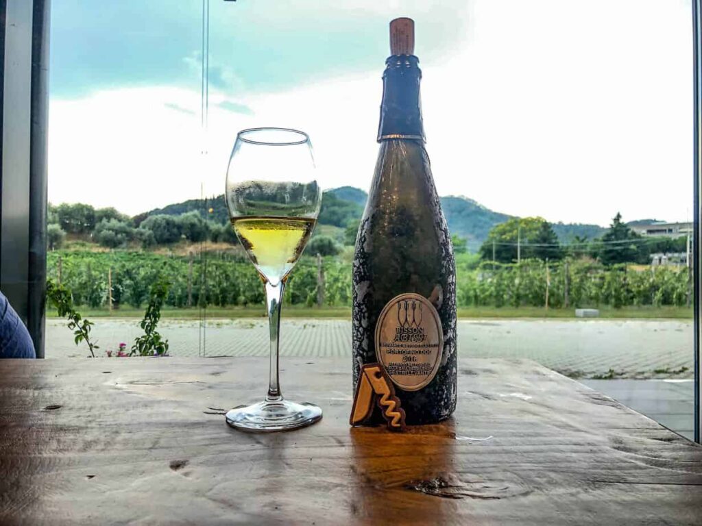 Abissi, il tesoro sommerso nelle acque di Portofino dalla cantina Bisson