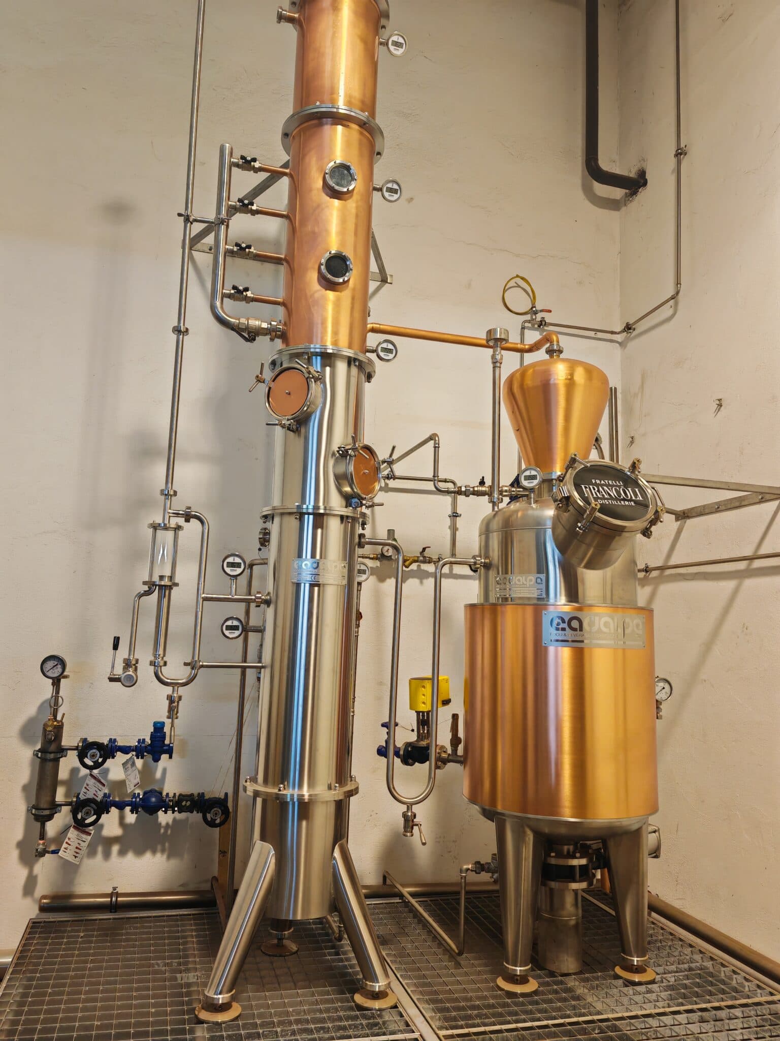 Come si producono i Distillati: Guida tra tecniche e tipologie.